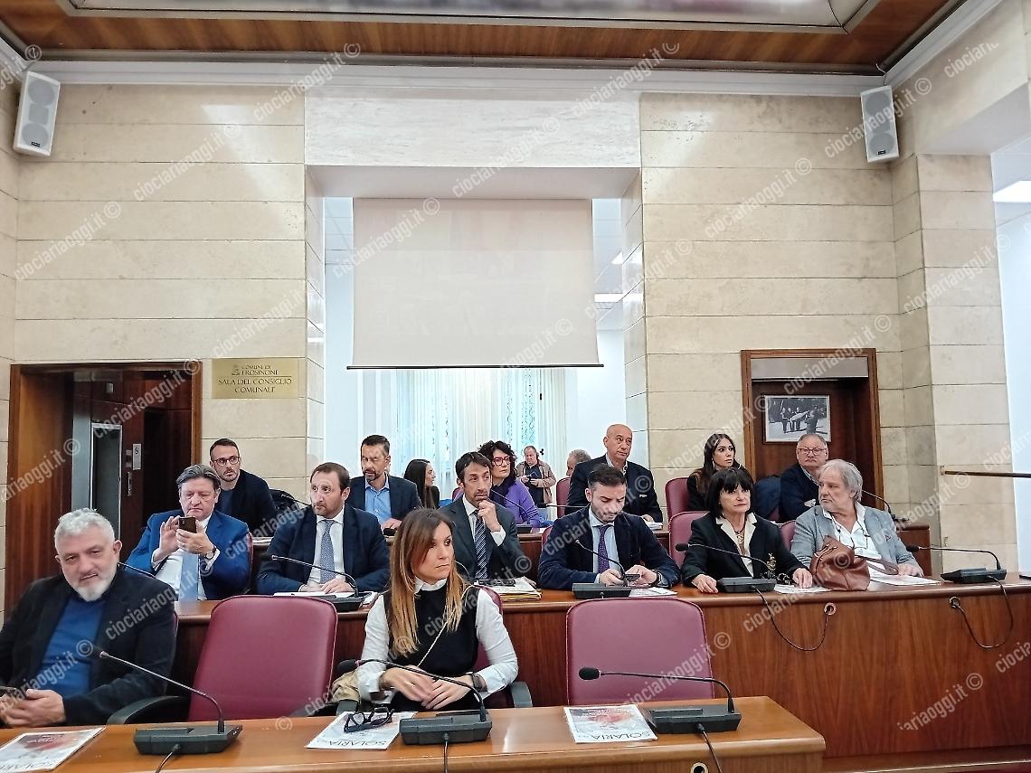 Frosinone, In Consiglio il ballo degli assenti - Ciociaria Oggi