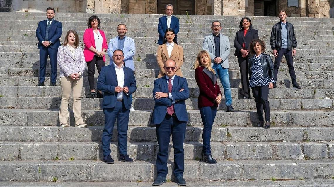 Comunali, la prima lista si presenta. Il candidato sindaco è Carlo Risi ...