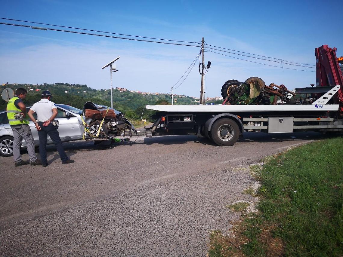 Scontro fatale tra auto e trattore, attesa per i funerali di Mario ...