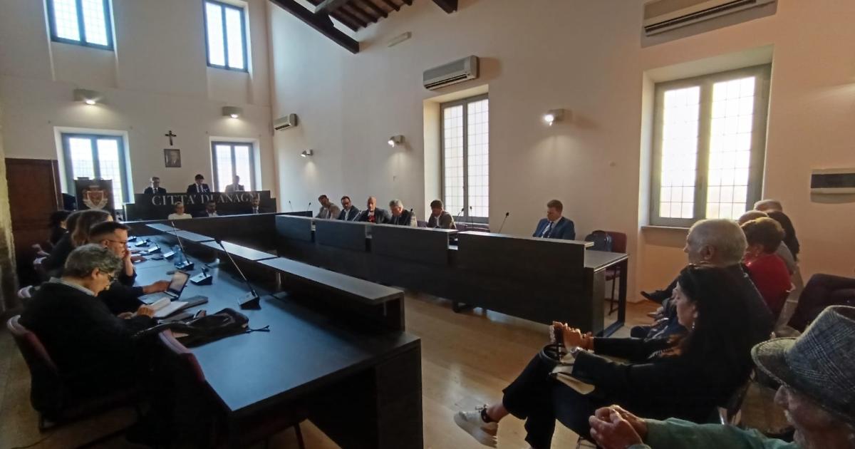 Anagni. Consiglio supercompatto. E Natalia incassa tutto - Ciociaria Oggi