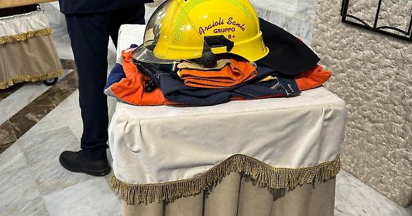 Chiesa gremita per l’ultimo saluto a Sante Fraioli. L’addio al volontario dal grande cuore ...