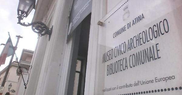 Manca l'addetto della biblioteca. Si cerca un impiegato dal 2017 ...