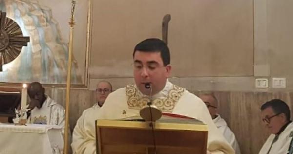 Don Andrea Viselli accolto dai fedeli - Ciociaria Oggi